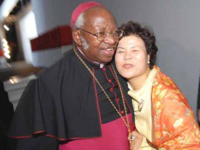 Il Papa decide la sorte dell’arcivescovo coinvolto con una donna | Ma ...