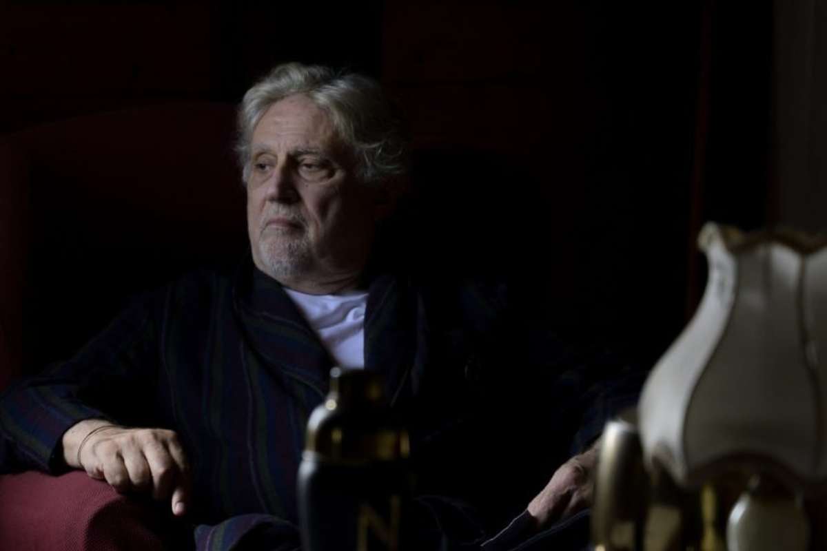 L'attore Andrea Roncato si mette a nudo: fede, errori e passione per la ...